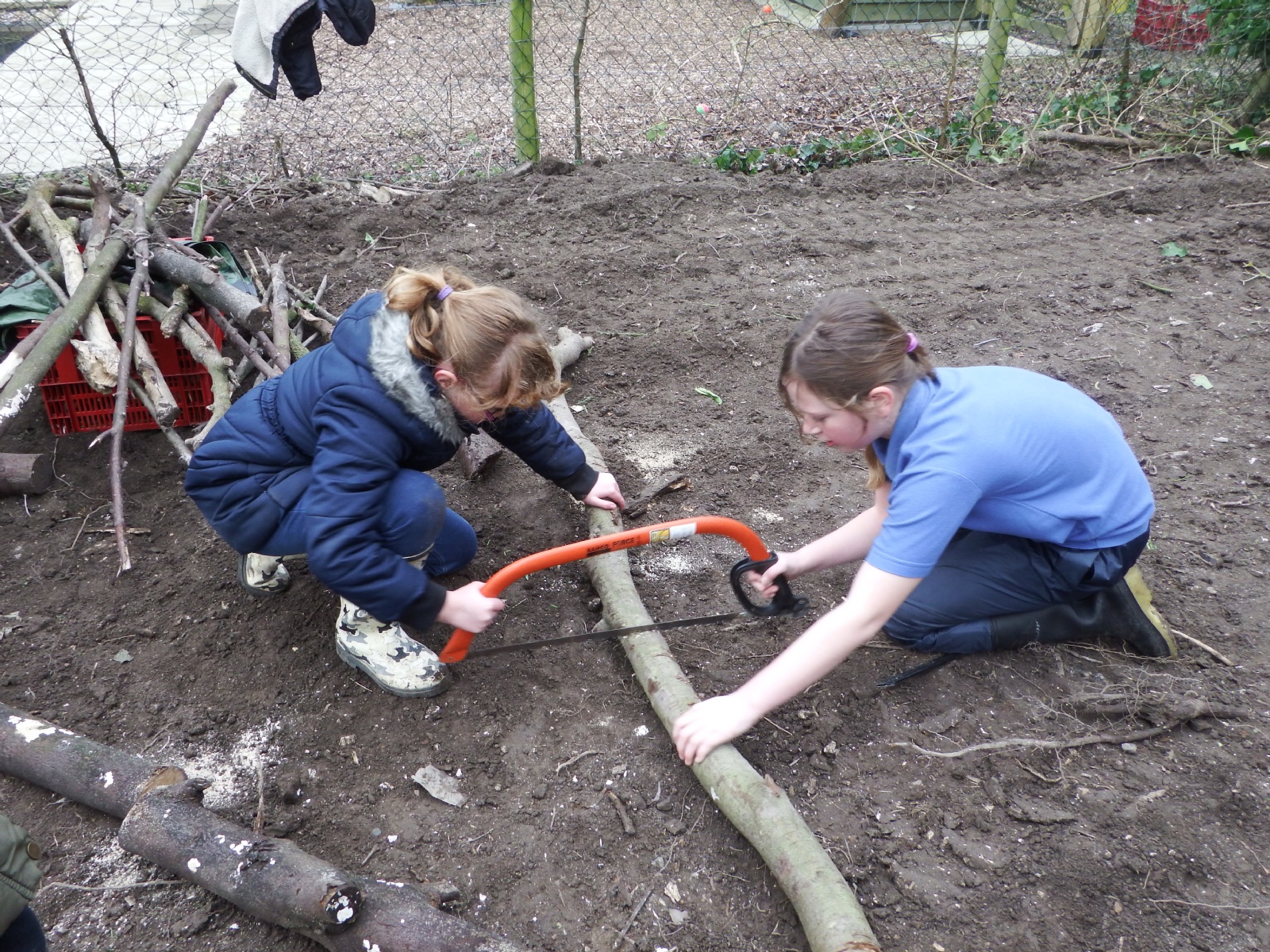 Northbourne CE Primary School - Forest School Photo's 2015-2016